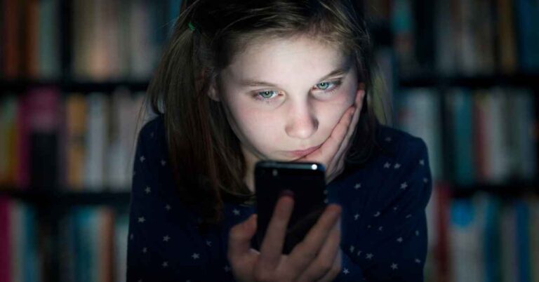 Cyberbullying and Online Harassment - Ultimate Guide For Cyber Safety
